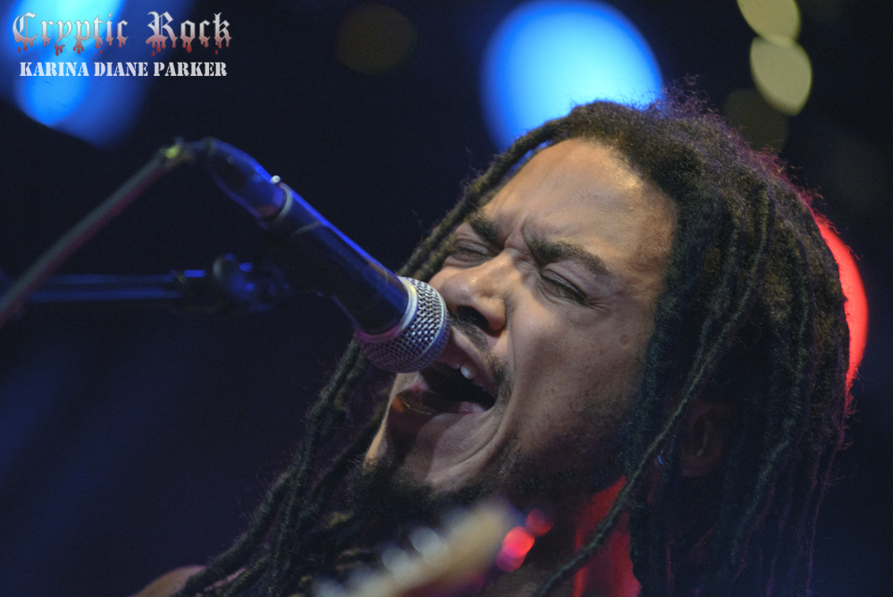 Smile Empty Soul live at Whiskey a Go Go West Hollywood, CA 12-13-13 ...