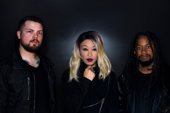 Straight Line Stitch - Transparency (Album Review) - Cryptic Rock