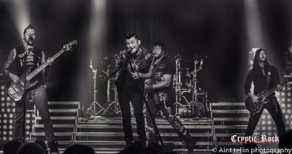 Interview - Marshal Dutton of Hinder - Cryptic Rock