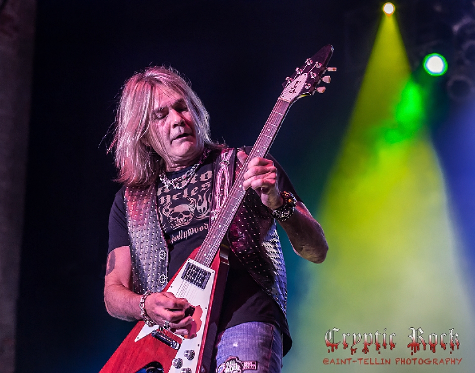 Ratt Roll Into The Paramount Huntington, NY 4-26-17 - Cryptic Rock