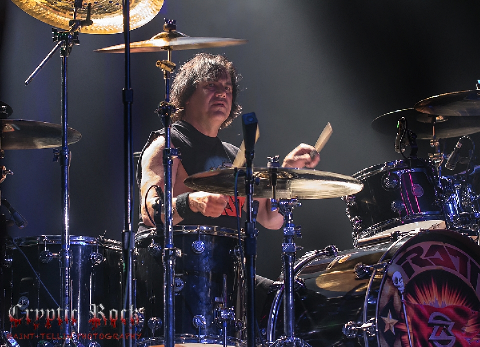 Ratt Roll Into The Paramount Huntington, NY 4-26-17 - Cryptic Rock