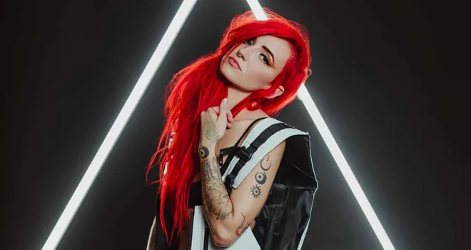 Lights Singer Wallpaper